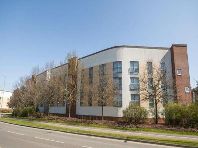 4 Bedroom Flat For Rent In Hatfield