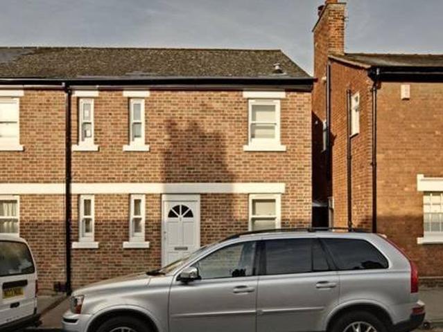 4 bedroom flat for rent in Hayfield Road north Oxford OX2