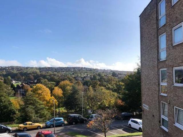 4 bedroom flat for rent in Highbrook Close Brighton BN2