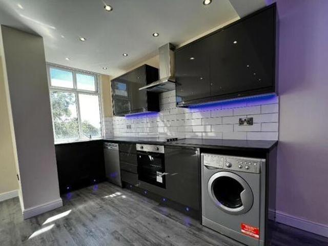 4 Bedroom Flat For Rent In Hyde Park