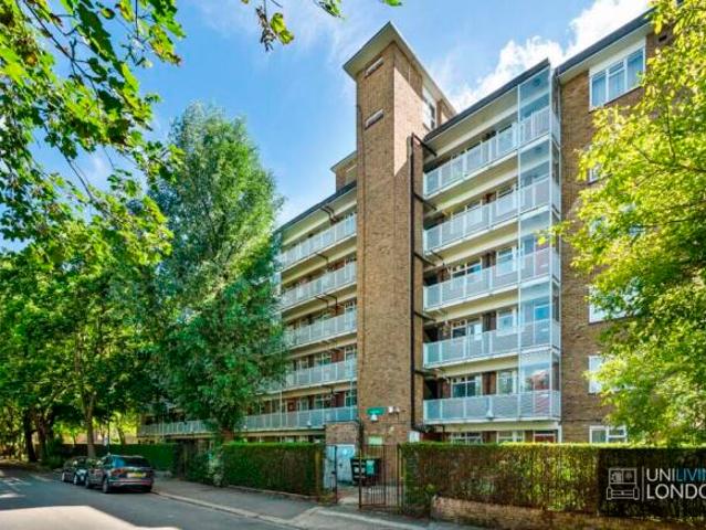 4 bedroom flat for rent in Inwood Court, Rochester Square, NW1