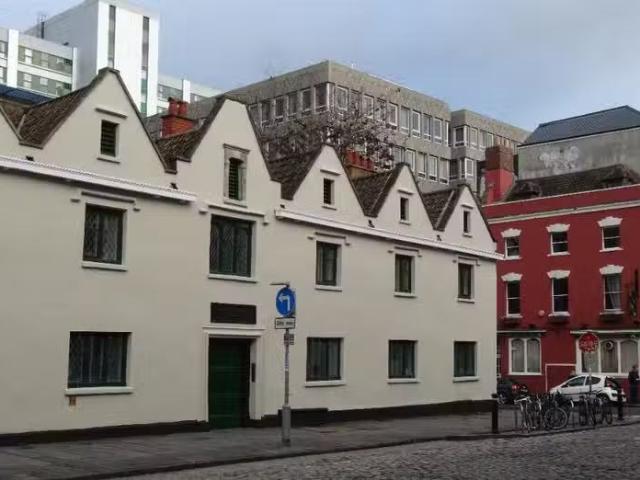 4 bedroom flat for rent in King Street, Bristol, BS1