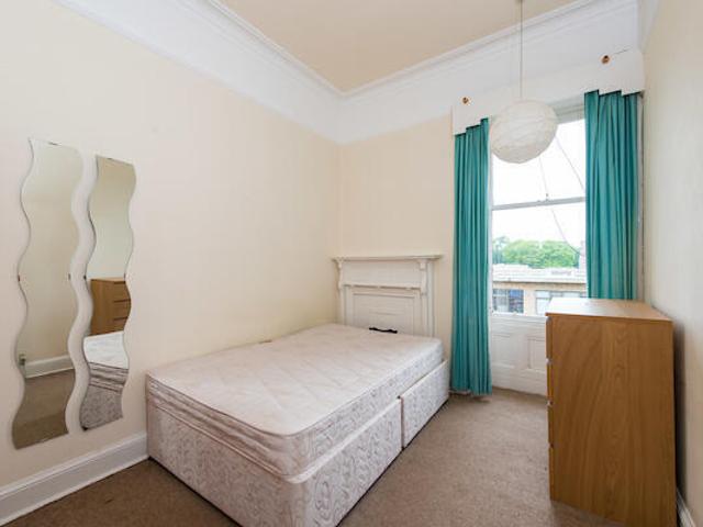 4 bedroom flat for rent in Lauderdale Street, Marchmont, Edinburgh, EH9