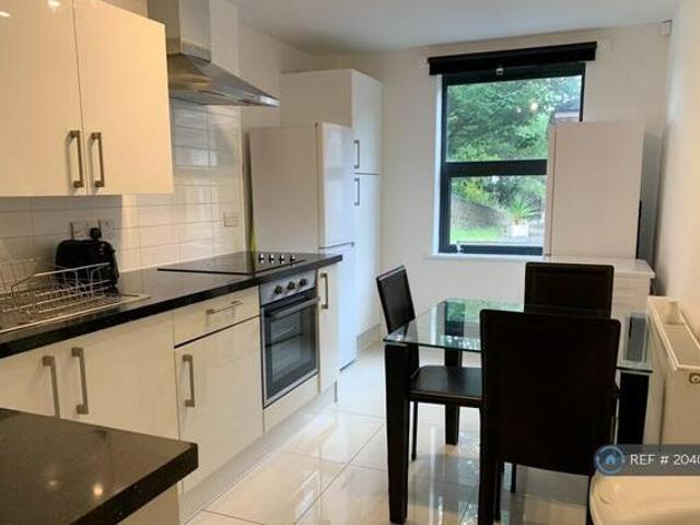 4 Bedroom Flat For Rent In Leeds