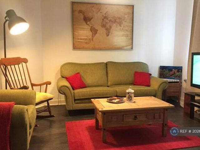 4 Bedroom Flat For Rent In London