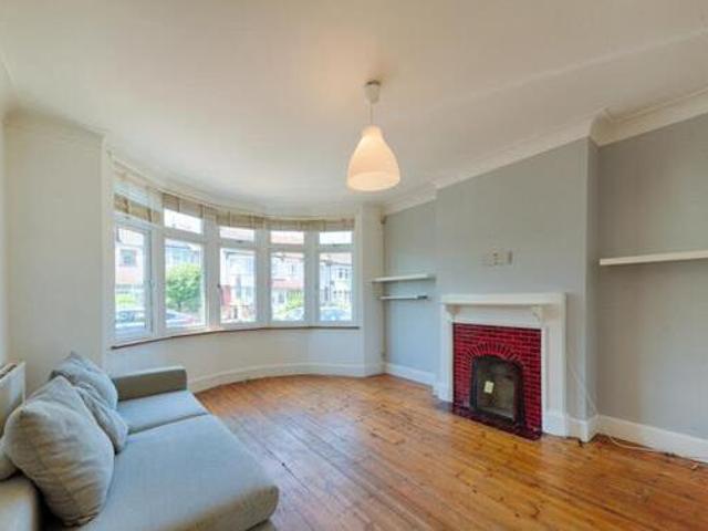 4 Bedroom Flat For Rent In London