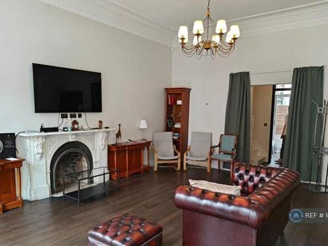 4 Bedroom Flat For Rent In London