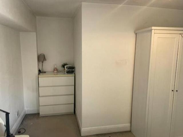 4 Bedroom Flat For Rent In London