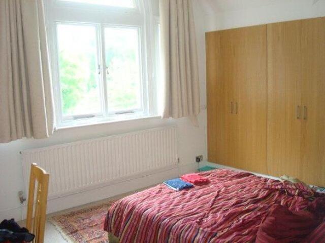 4 bedroom flat for rent in Maresfield Gardens, Hampstead NW3