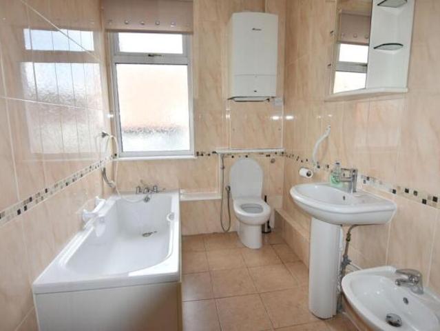 4 bedroom flat for rent in Mina Road, St Werburghs, BS2