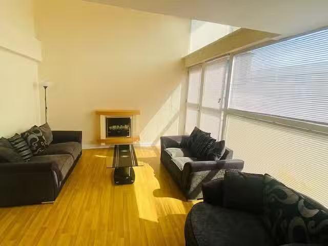 4 bedroom flat for rent in Minerva Way, Finnieston, Glasgow, G3