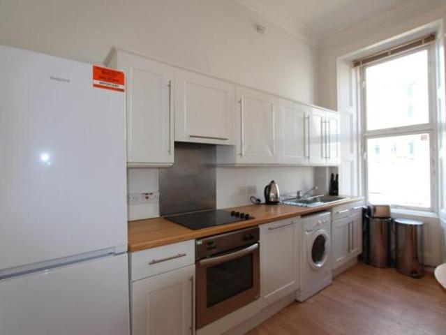 4 bedroom flat for rent in Morrison Street, West End, Edinburgh, EH3