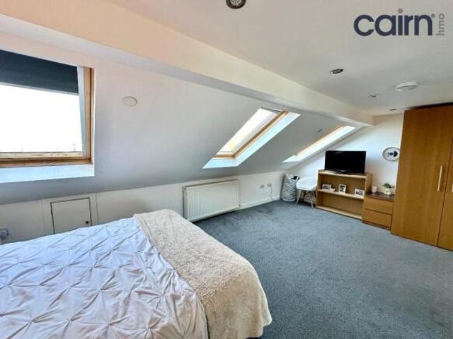 4 bedroom flat for rent in Murieston Terrace, Edinburgh, EH11