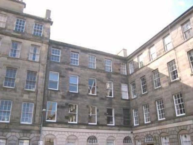 4 Bedroom Flat For Rent In Newington, Edinburgh