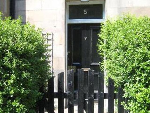4 Bedroom Flat For Rent In Newington, Edinburgh