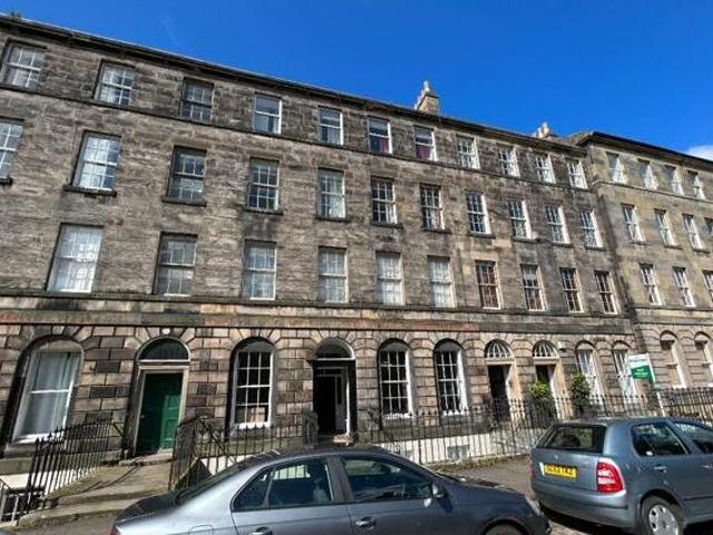 4 Bedroom Flat For Rent In Newington, Edinburgh