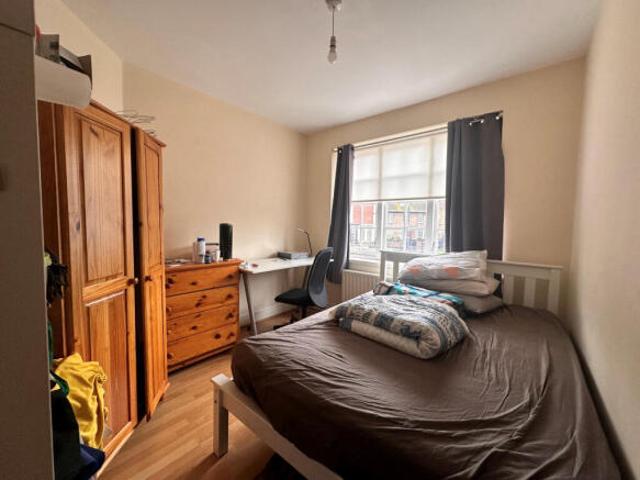 4 bedroom flat for rent in Old Oak Common Lane, Acton, W3