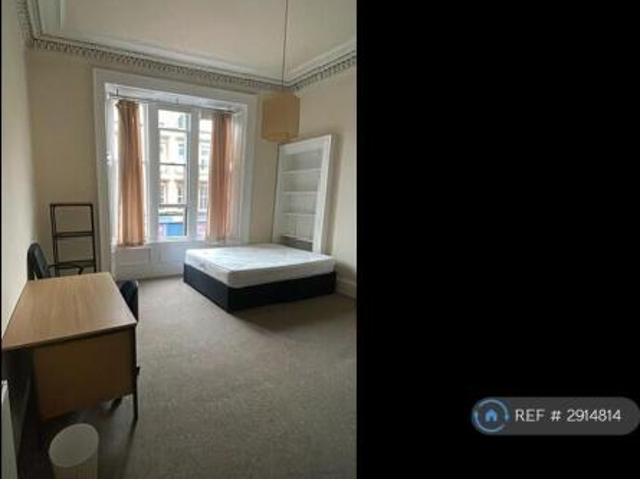 4 bedroom flat for rent in Otago St, Glasgow, G12