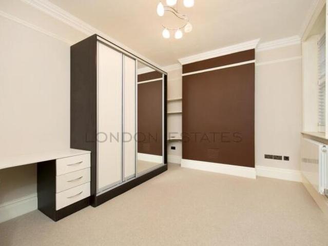 4 bedroom flat for rent in Palliser Court, Palliser Road, West Kensington, W14