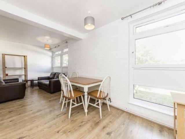 4 bedroom flat for rent in Pathfield Road, Streatham, SW16