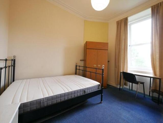 4 bedroom flat for rent in Polwarth Gardens, Polwarth, Edinburgh, EH11