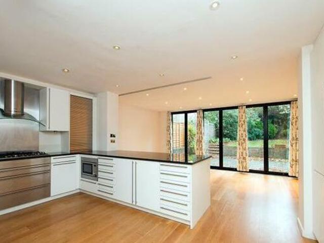 4 Bedroom Flat For Rent In Primrose Hill