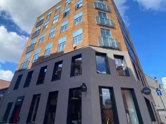 4 bedroom flat for rent in Queen Charlotte Street, Bristol, BS1