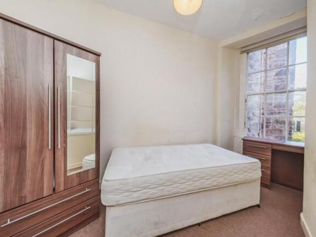 4 bedroom flat for rent in Rankeillor Street, Edinburgh, EH8