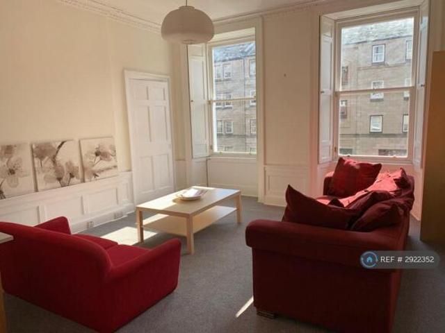 4 bedroom flat for rent in Rankeillor Street, Edinburgh, EH8