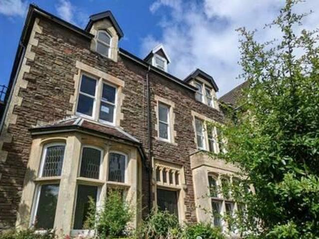 4 bedroom flat for rent in Redland Road Ground Ref 325 BS6