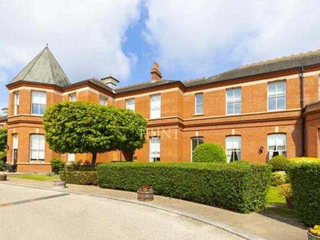 4 Bedroom Flat For Rent In Repton Park, Woodford Green