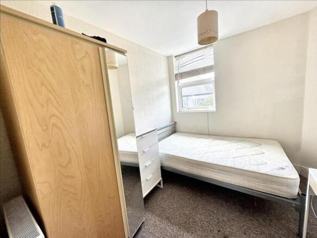 4 bedroom flat for rent in Seymour Avenue, Plymouth, PL4