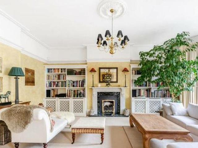 4 Bedroom Flat For Rent In South Kensington, London