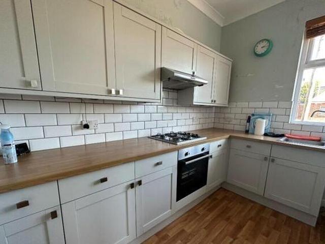 4 Bedroom Flat For Rent In Southsea, Hampshire