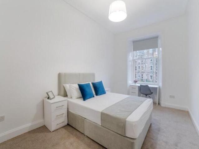 4 bedroom flat for rent in Spottiswoode Street, Edinburgh, EH9