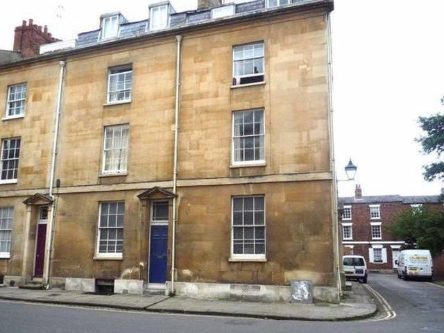 4 bedroom flat for rent in St Johns Street city Centre OX1