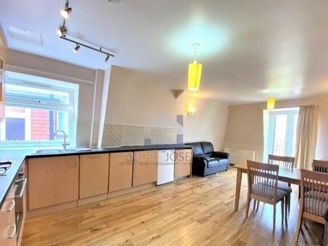 4 Bedroom Flat For Rent In Streatham
