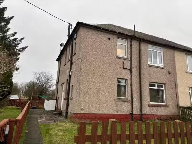 4 bedroom flat for rent in Sunnybraes Terrace, Steelend, KY12