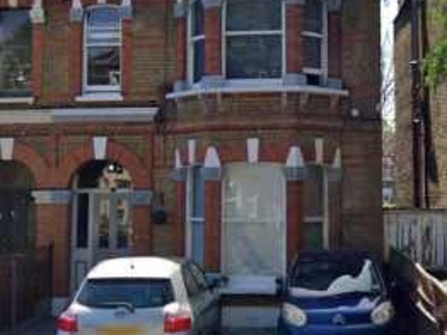 4 bedroom flat in Wallwood Road, London, E11 4 bed #2335997