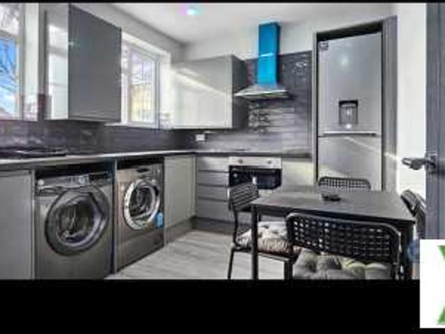 4 bedroom flat in Ealing Road, Wembley, HA0 4 bed #2312560