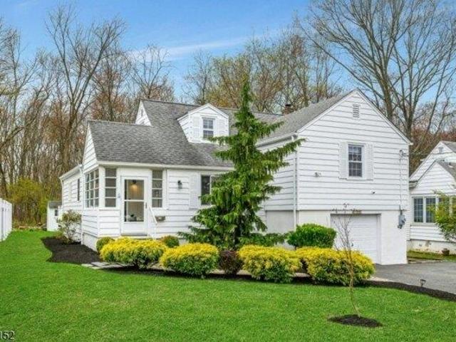 4 bedroom, Florham Park NJ 07932 102723874