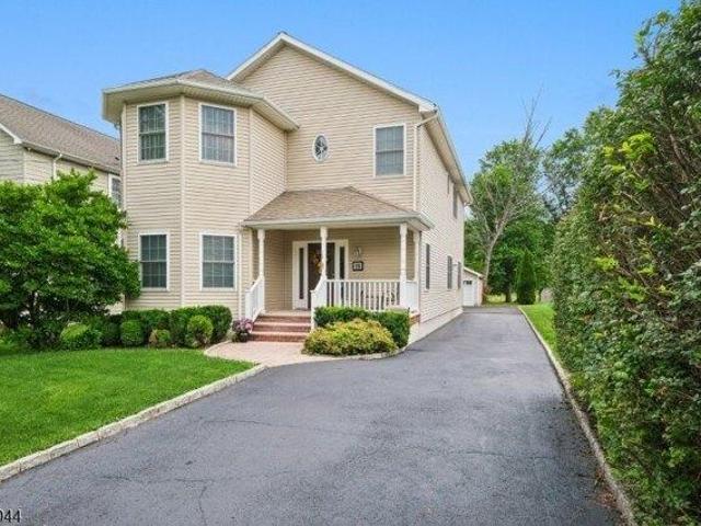 4 bedroom, Florham Park NJ 07932 104870333