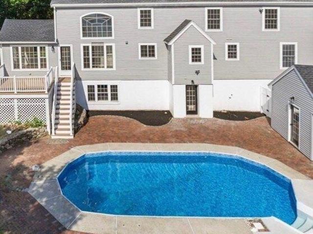 4 bedroom, Framingham MA 01701 102346584