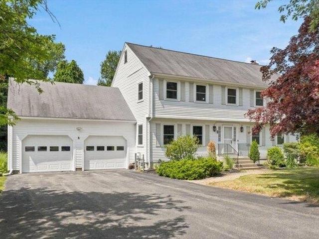 4 bedroom, Framingham MA 01701 104568653