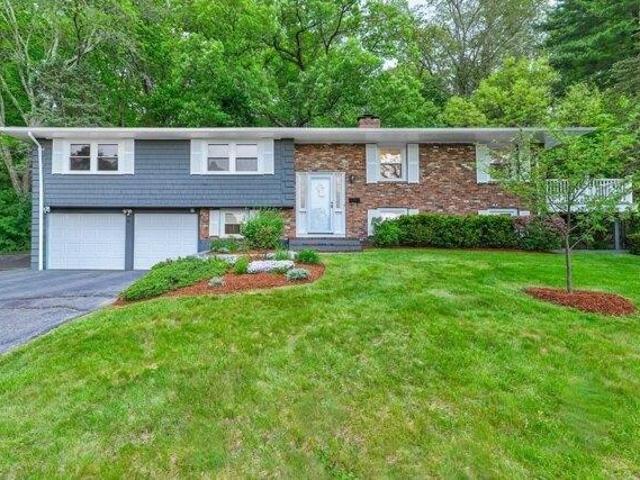 4 bedroom, Framingham MA 01701 104719003