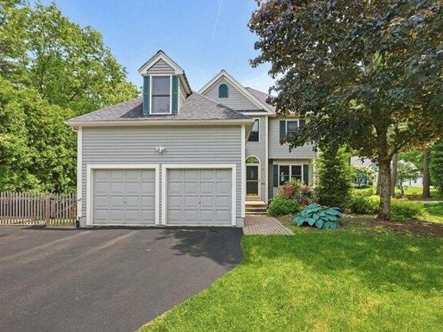 4 bedroom, Framingham MA 01701 105060103