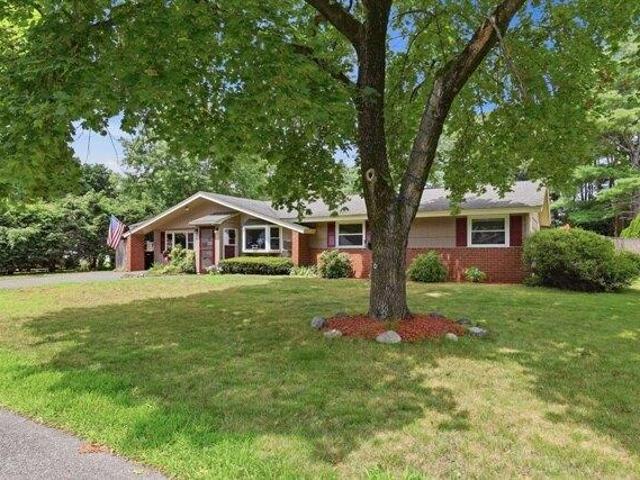 4 bedroom, Framingham MA 01701 105193411