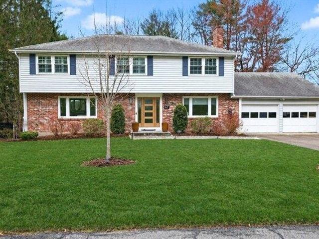 4 bedroom, Framingham MA 01701 LS102314027