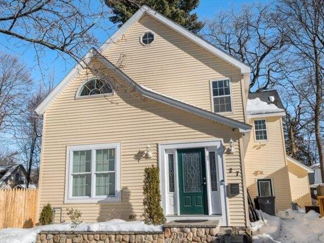 4 bedroom, Framingham MA 01702 102313433