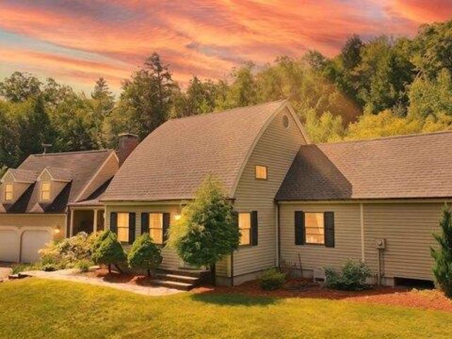 4 bedroom, Francestown NH 03043 104758989